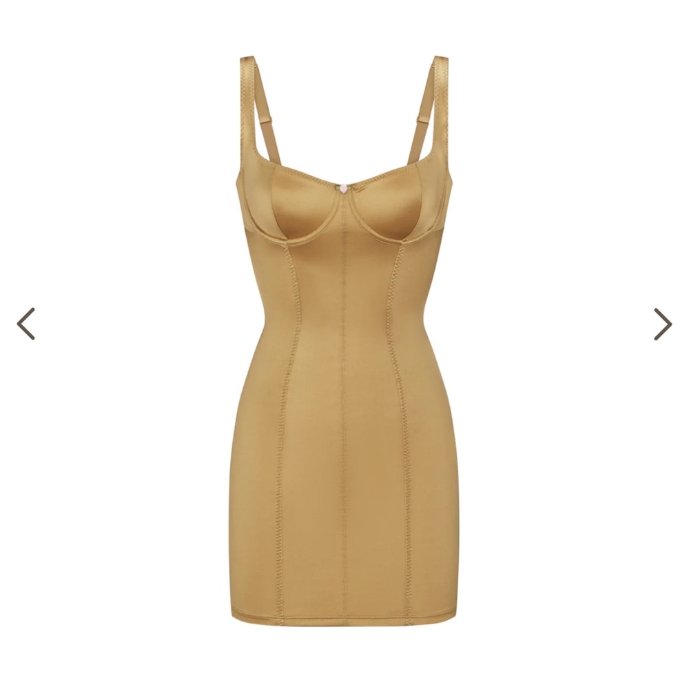Skims Stretch Satin Dress Gold - Gem
